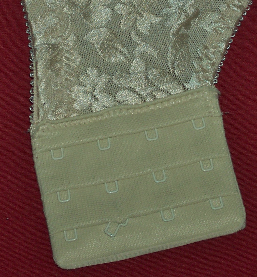 Bras, Hooks and UnaBoobs | Elena Louise Richmond’s Local Dilettante Studio